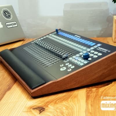 Mixingtable Studio Furniture Presonus Fadeport 16 Stand | Reverb UK