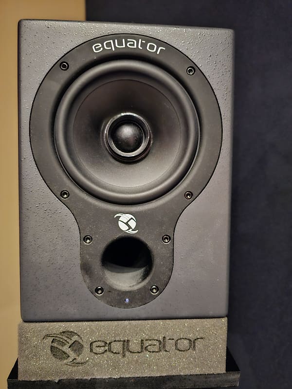Equator D5 Monitor Speakers (Pair) EC | Reverb