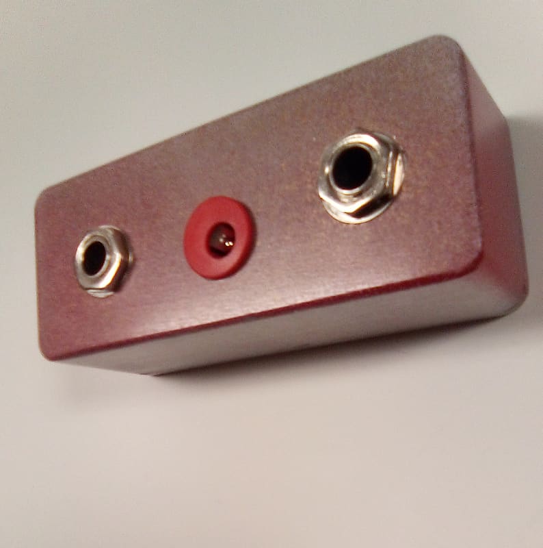 Kneebone Street Shop Experiment #264 Skeleton Lips Fuzz | Reverb