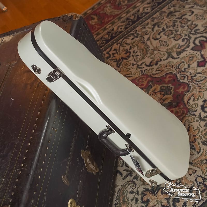 Bobelock Arrow Ivory/Blue F-Style Fiberglass Mandolin Case | Reverb