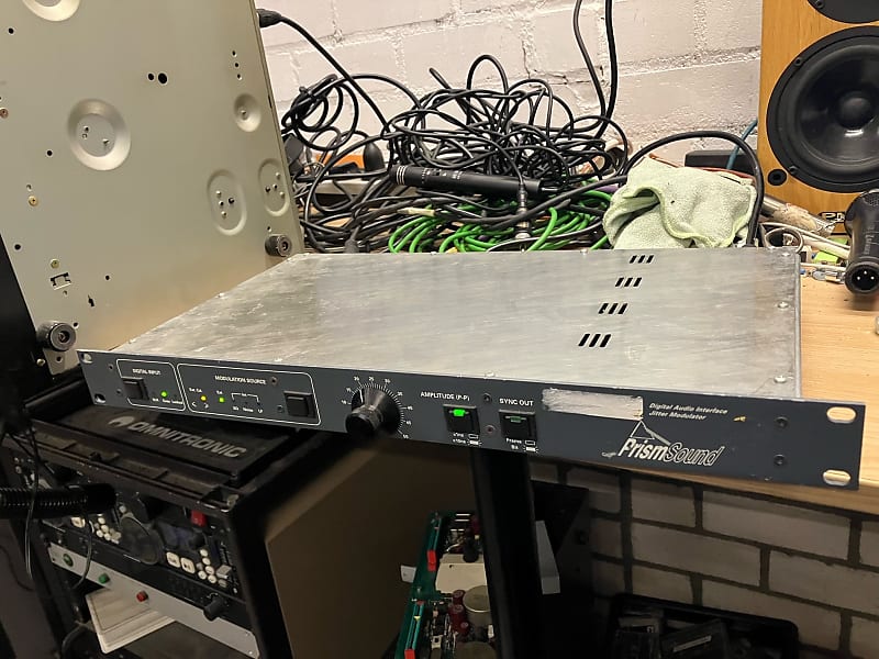Prism Sound JM-1 Digital Audio Interface ,Jitter Modulator | Reverb