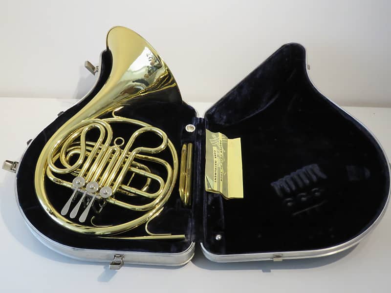Conn Single French Horn in F with Interchangeable Eb Slide | Reverb
