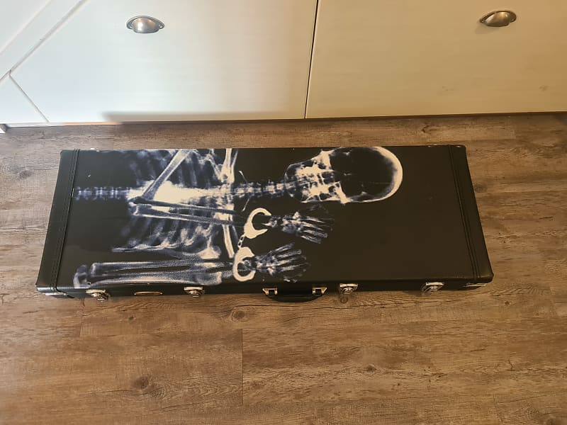 Postal Monkey Skeleton hard case very hard to find now | Reverb UK