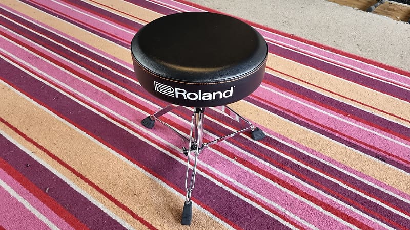 Roland RDT-RV-E drum throne, display use only, full Roland UK | Reverb