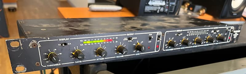 Drawmer DL221 Dual Compressor | Reverb