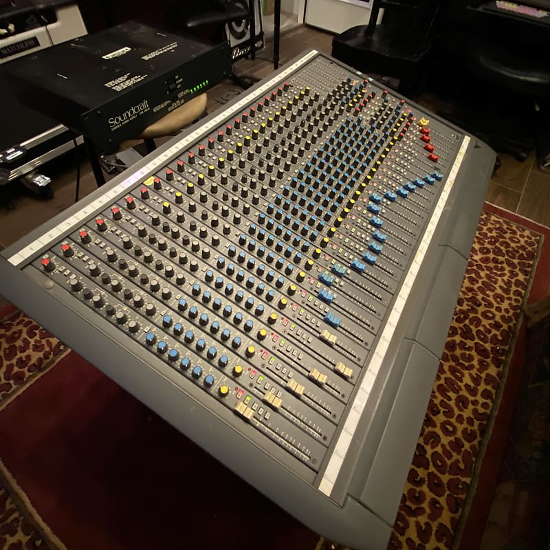 Soundcraft Delta Deluxe 24 Channel Analog Audio Mixer sound | Reverb
