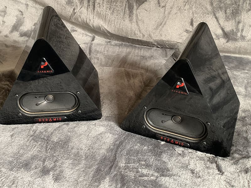Triple P Designs - Pyramid Speakers - grot box | Reverb