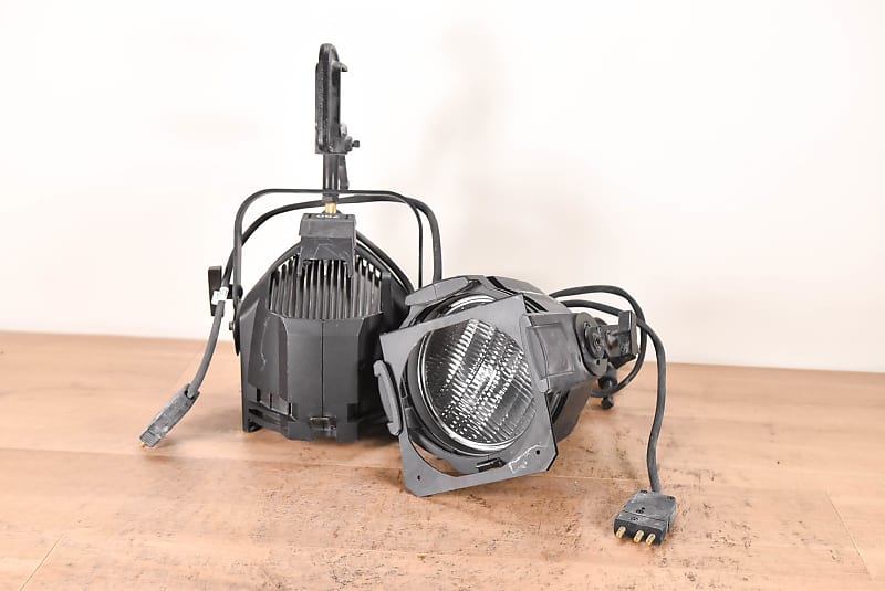 ETC Source Four Par Stage Light (PAIR) (church owned) CG00YMG | Reverb