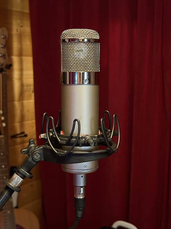 AEG U47 tube condenser microphone | Reverb
