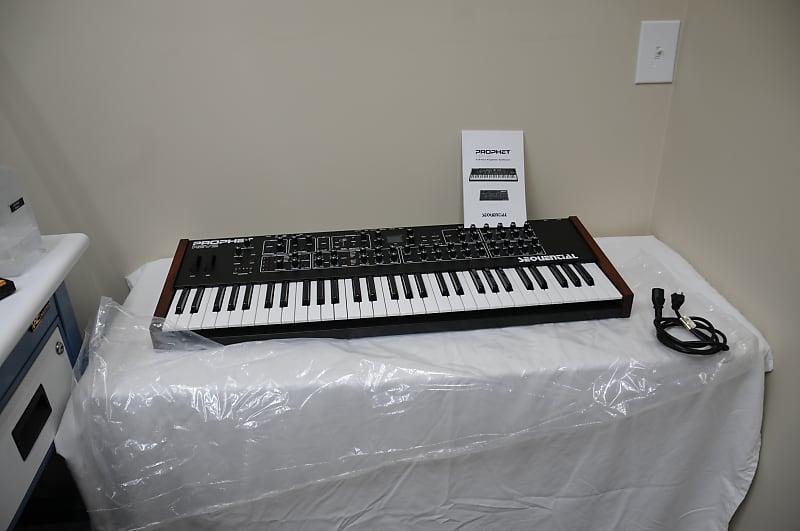 Sequential Prophet Rev 2 - MINT | Reverb