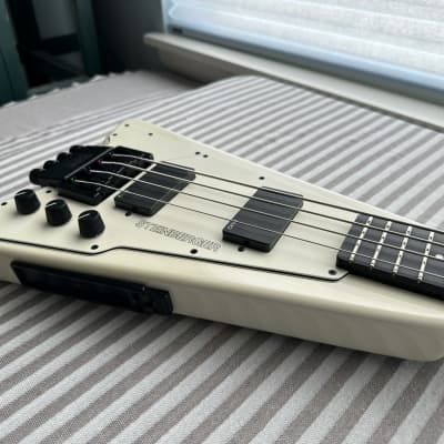 Steinberger XP-2A headless bass, 5-bolt GRAPHITE neck, gloss | Reverb