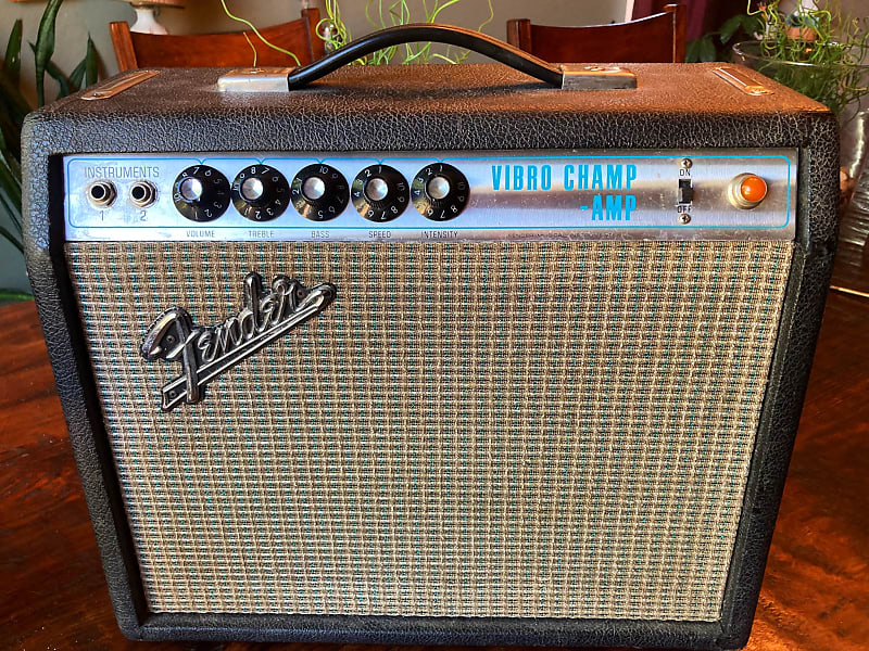 Dumble Fender Vibro Champ Vibro Champ 1970 - Black Tolex | Reverb