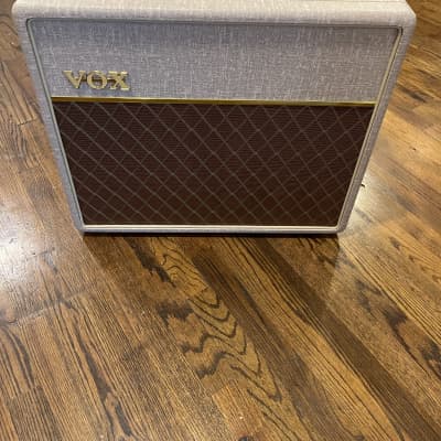 Vox AC15 | Reverb
