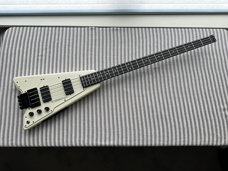 Steinberger XP-2A headless bass, 5-bolt GRAPHITE neck, gloss | Reverb