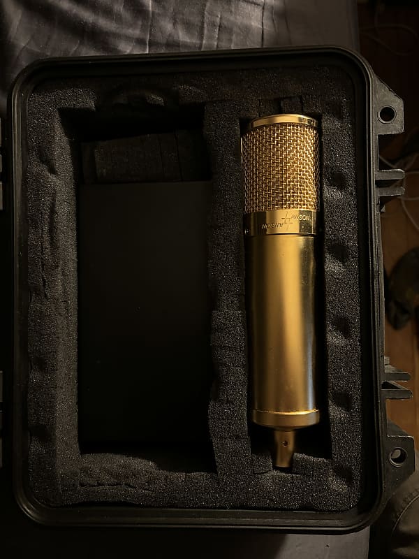 Lawson L47 tube mic 2000s - Gold | Reverb