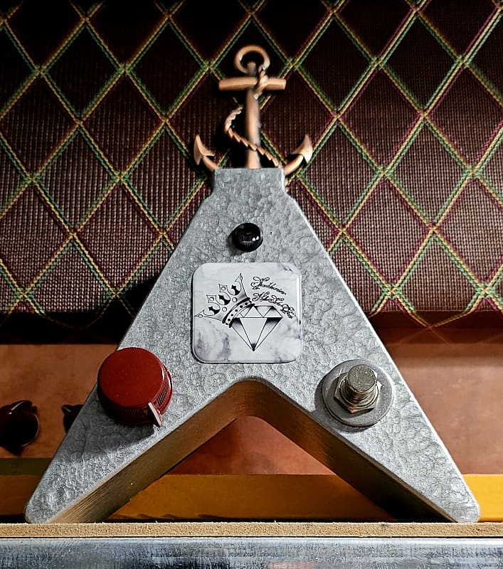 Hello Sailor Effects Sparklermiser - Hammered silver | Reverb