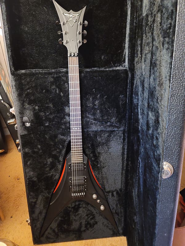 DBZ Venom Matte Black w/red And OHSC | Reverb