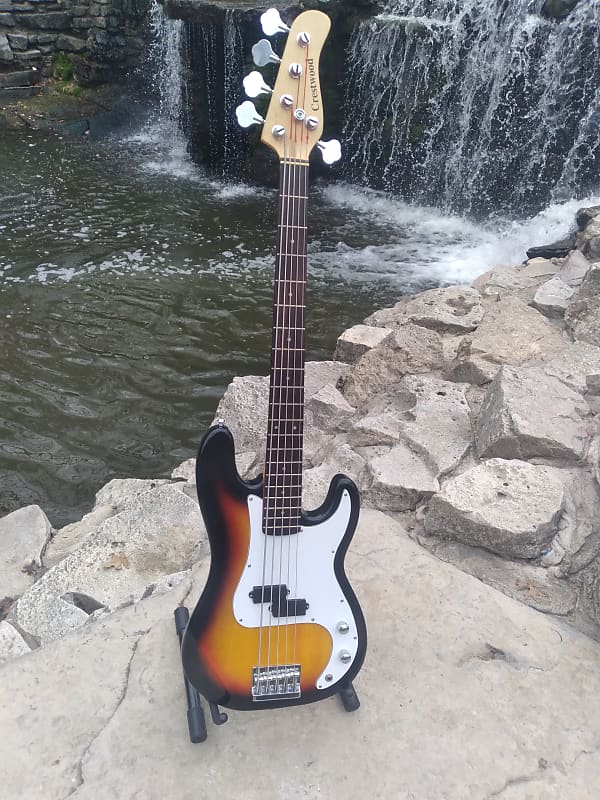 Crestwood Precision bass 2010 - Sunburst 5 string in Dean gig | Reverb