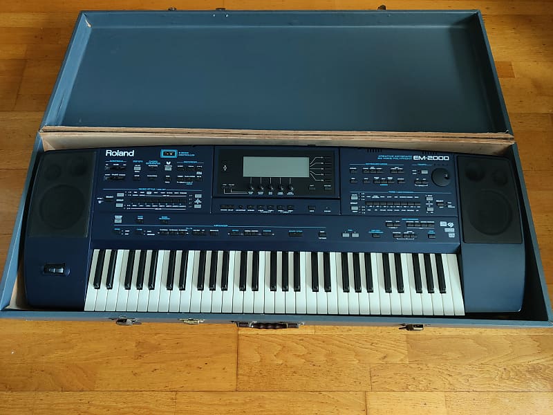 Roland EM 2000 keyboard | Reverb UK