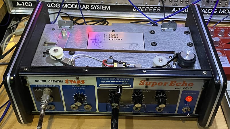 Evans Super Echo EE-6 1970's - Blue / White with Black Tolex Evans Super Echo EE-6 1970's - Blue / White with Black Tolex