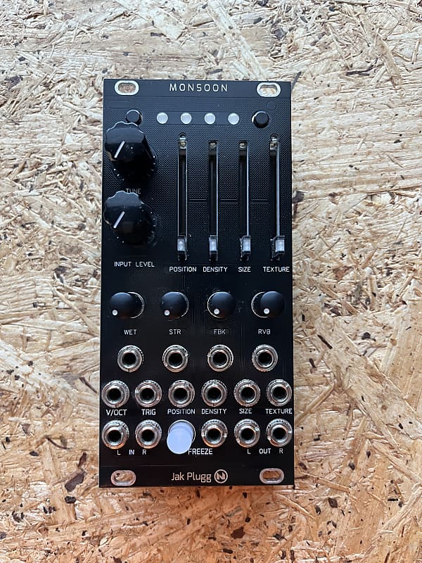 Jak Plugg Monsoon Mutable Clouds Clone | Reverb