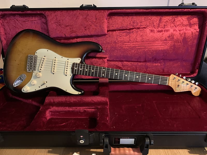 SVL 61 Reserve - Brazilian Rosewood Fretboard S-Type Strat | Reverb UK