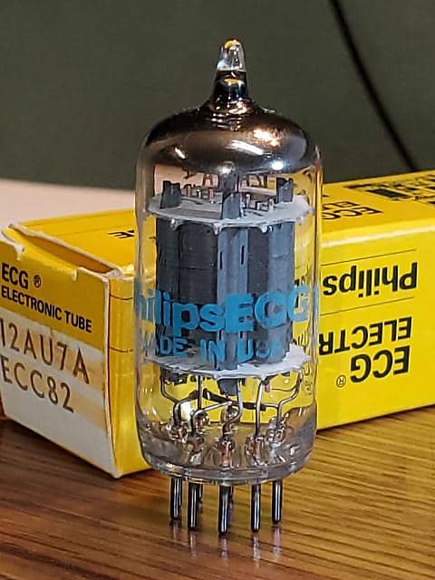 12AU7A/ECC82 Philips NOS/NIB Tall Ribbed Plate | Reverb