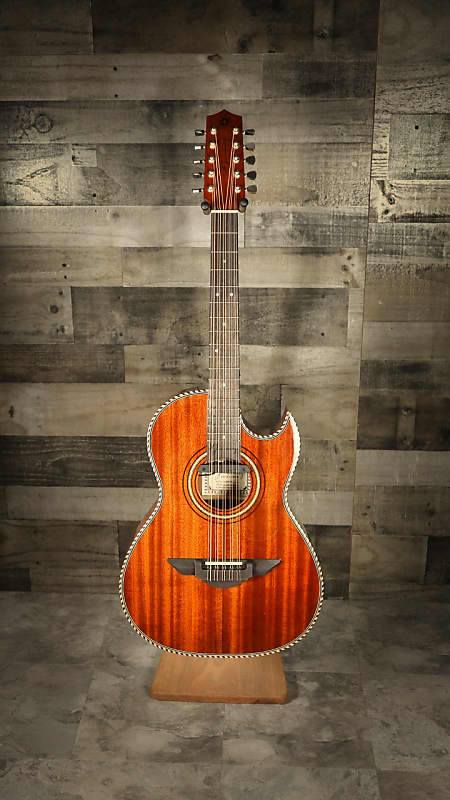 H. Jiminez El Esta’ndar Bajo Quinto Natural Mahogany w/ Gig | Reverb