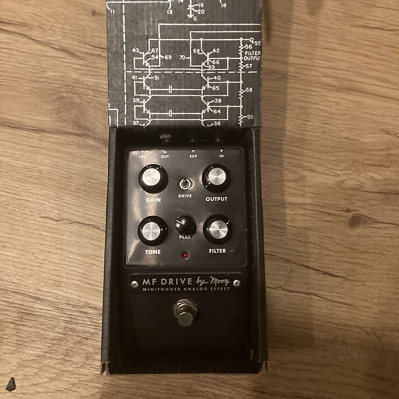 Moog Minifooger MF Drive with resonance mod | Reverb