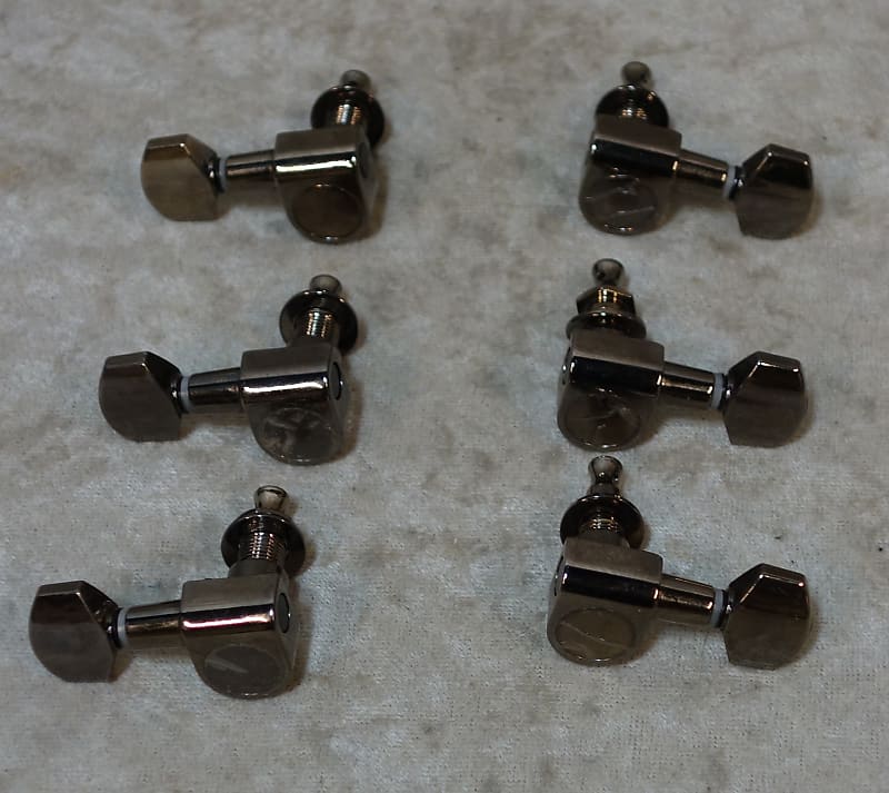 Marvel 3x3 smoked chrome guitar tuning machines | Reverb