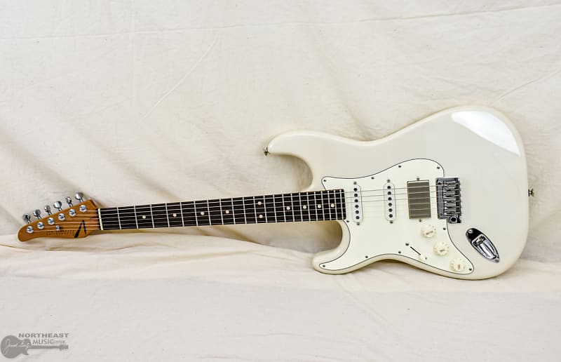 Tom Anderson Icon Classic "Lefty" - Olympic White | Reverb