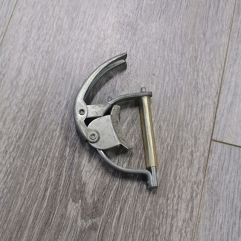 Wittner Vintage Hamilton Style Acoustic Guitar Capo - Chrome | Reverb