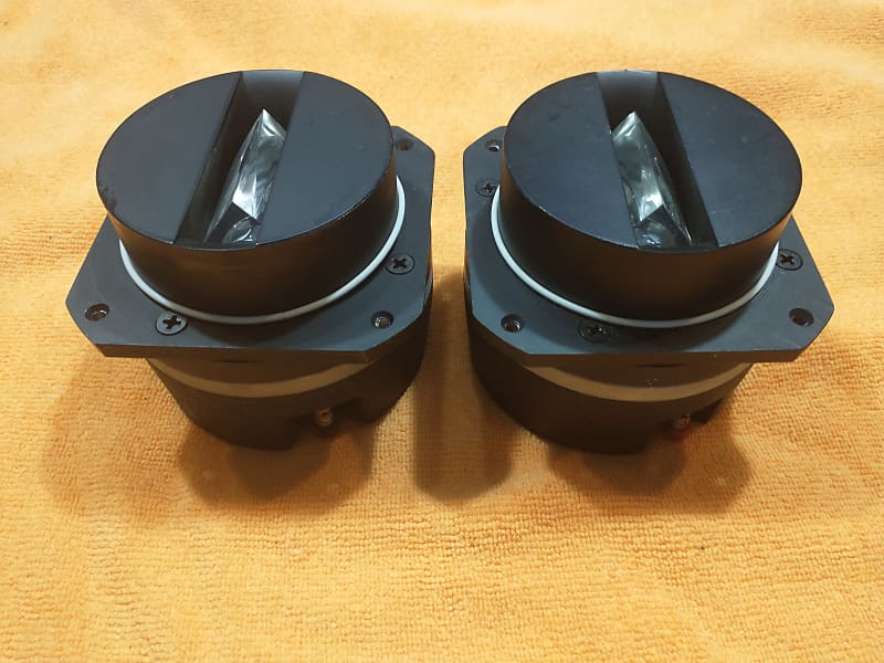 Pair - JBL 077 crystal slot tweeters 1975-1981 - Black | Reverb