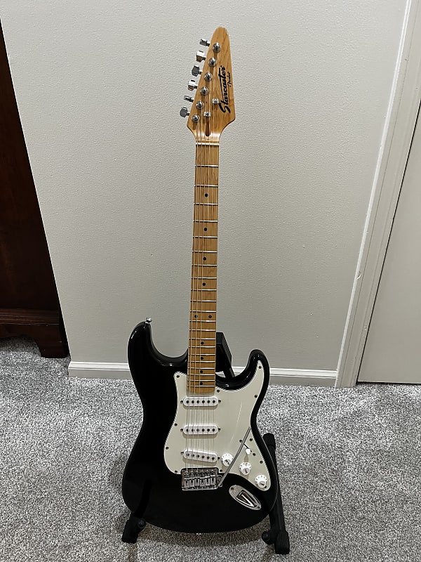 Fender Starcaster Strat 2005 - Gloss Black | Reverb