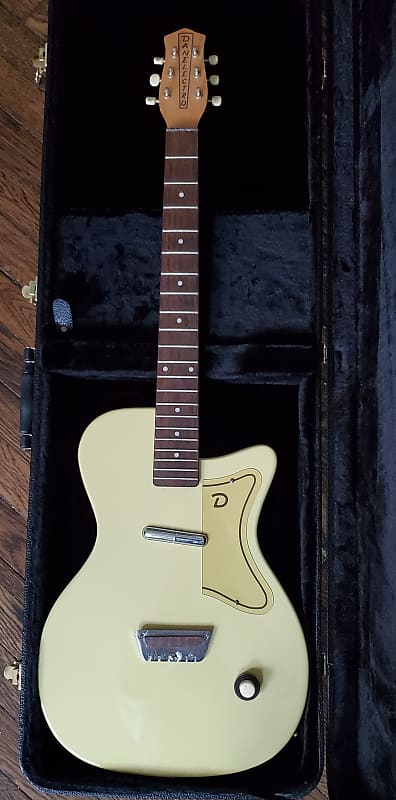 Danelectro U-1 Reissue with hardshell case | Reverb