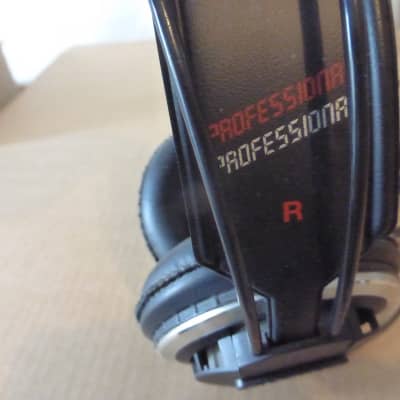 AKG K260 600 Ohm Professional Headphones | Reverb