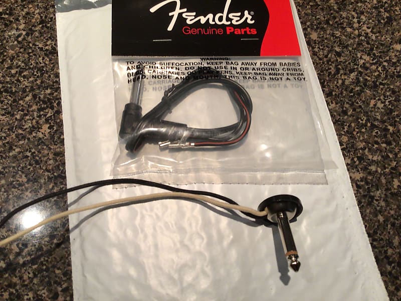 Fender Combo Amp speaker wire with F cap | Reverb