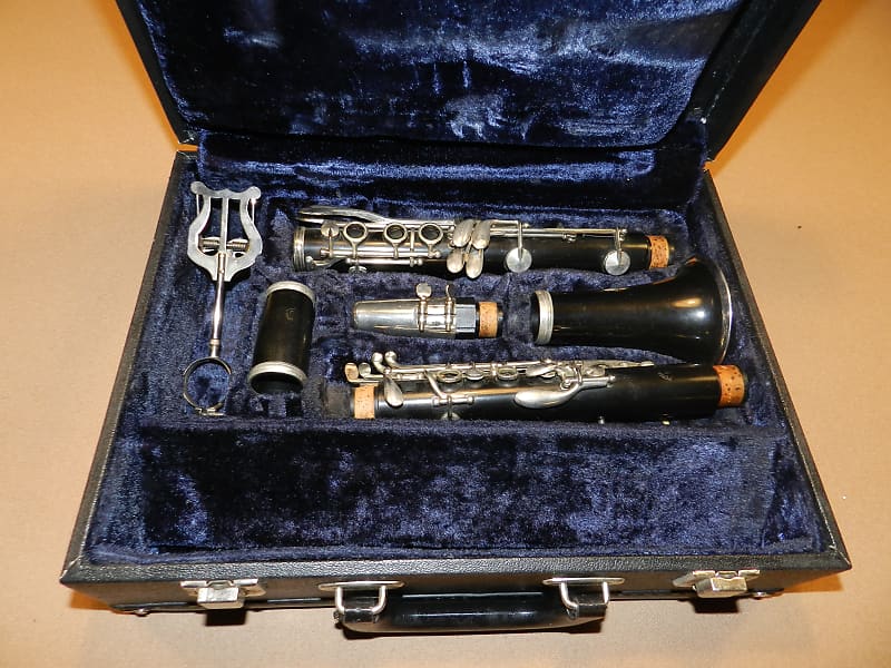 Conn 16 Student Clarinet | Reverb
