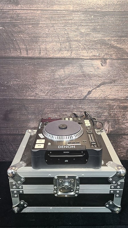 Denon DN S5000 W/ CASE DJ Controller (Atlanta, GA) | Reverb