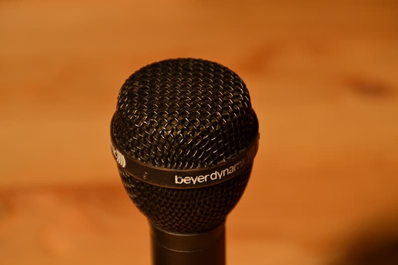 Beyerdynamic M69 TG Dynamic Hypercardioid Microphone | Reverb