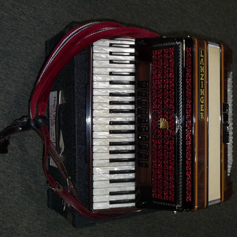 Accordions - New & Used Accordions For Sale | Reverb