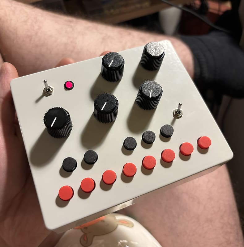 Michael Rucci 8-bit Power Synth | Reverb