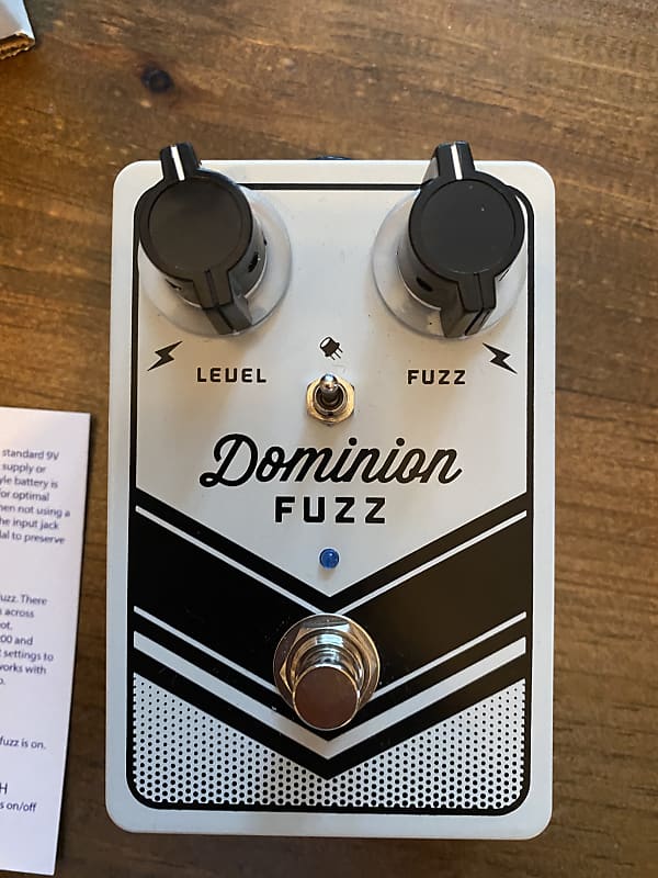 Dominion Fuzz Face GE/Si - B / W | Reverb