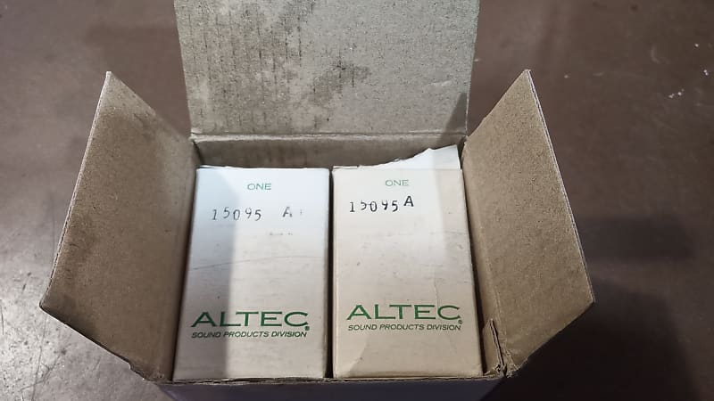 Altec Model 15095A 1972 - Red | Reverb