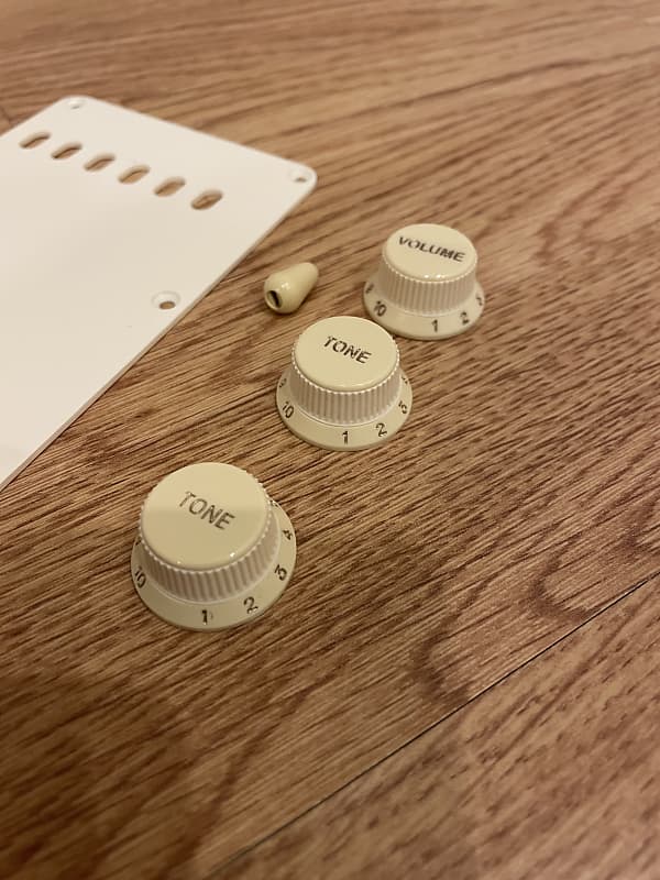Fender Genuine Fender Stratocaster soft touch knobs, | Reverb UK