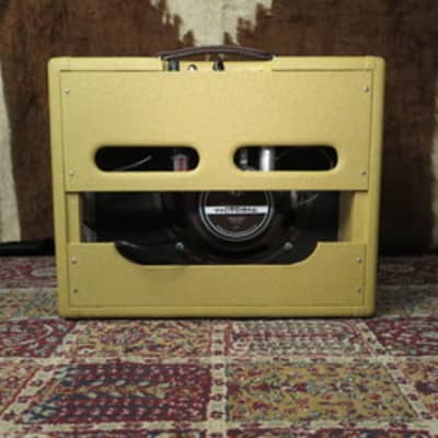 Victoria Amplifier 5112 Combo | Reverb