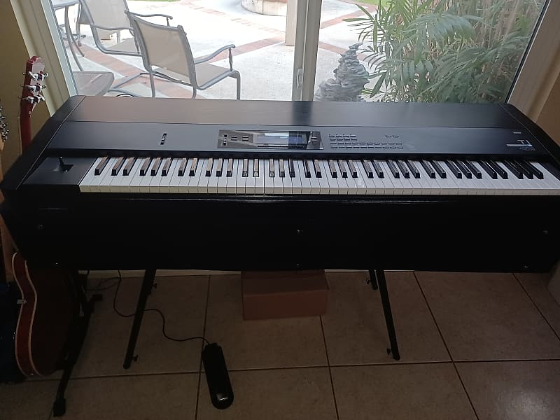 Korg T1 Workstation Keyboard | Reverb