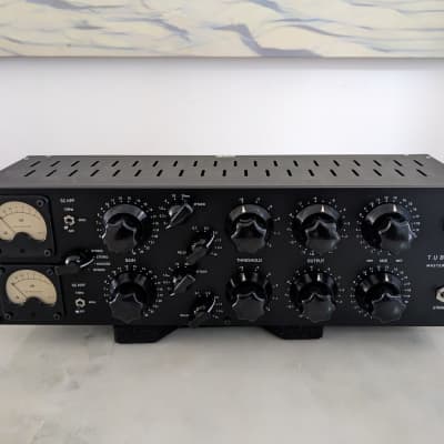 KNIF Audio Vari Mu Dual Mono Compressor | Reverb