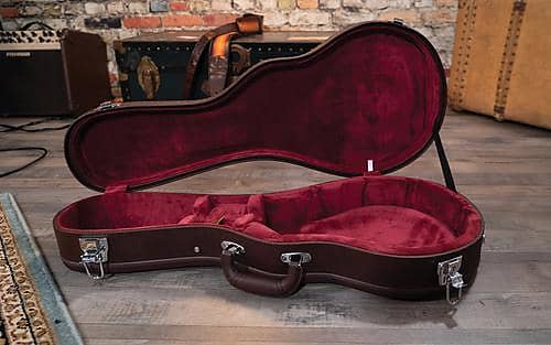 Michael Kelly Guitars Deluxe Mandolin Hard Case | Reverb