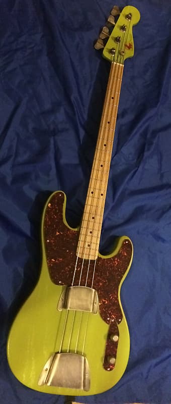 Bunnynose Guitars Pee Bass | Reverb